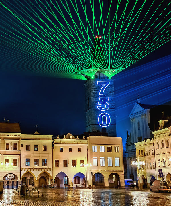 ADVERTISING AND SIGNAGE ON BUILDINGS USING LASERS IS SUPER-EFFECTIVE